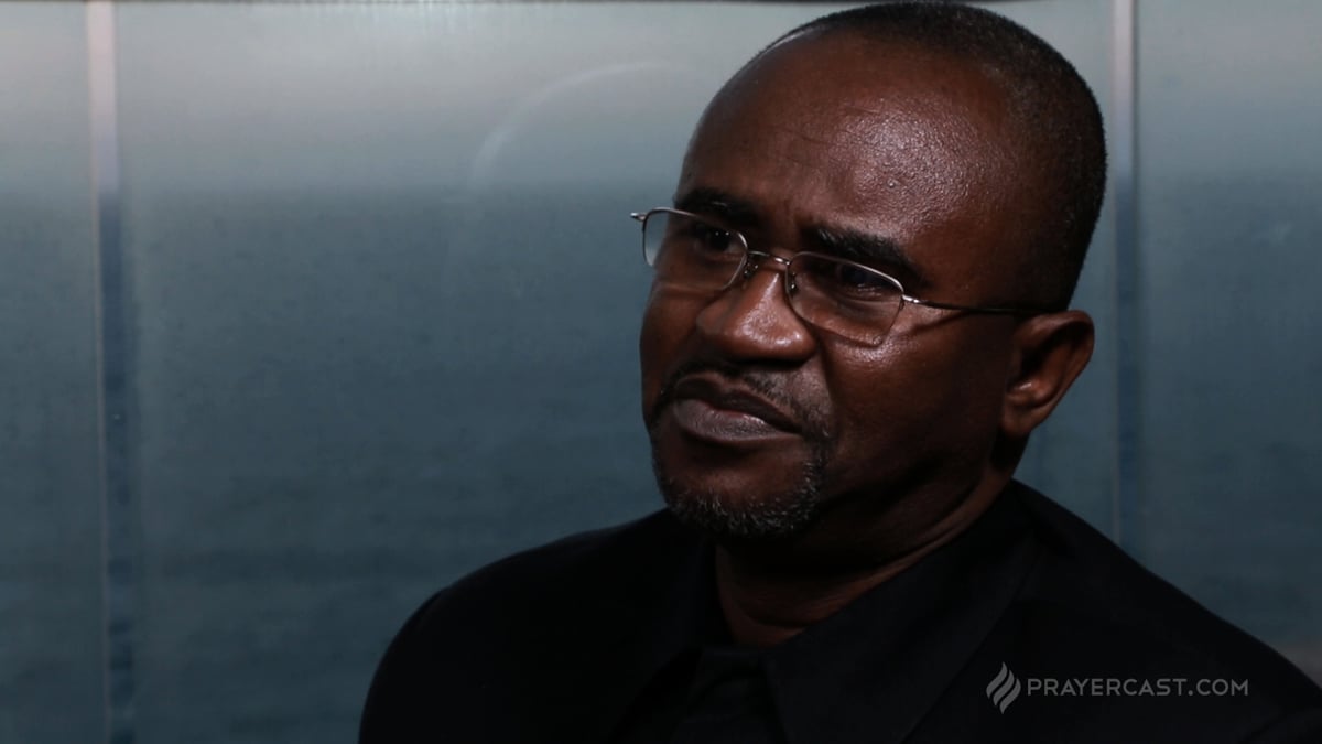 Abdoulaye's Story - Prayercast