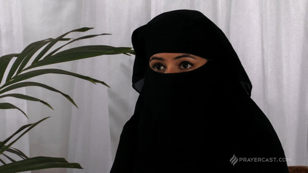 Safiya's Story - Prayercast