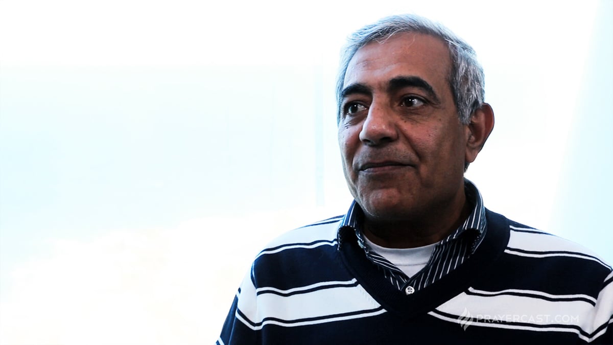 Emad's Story - Prayercast